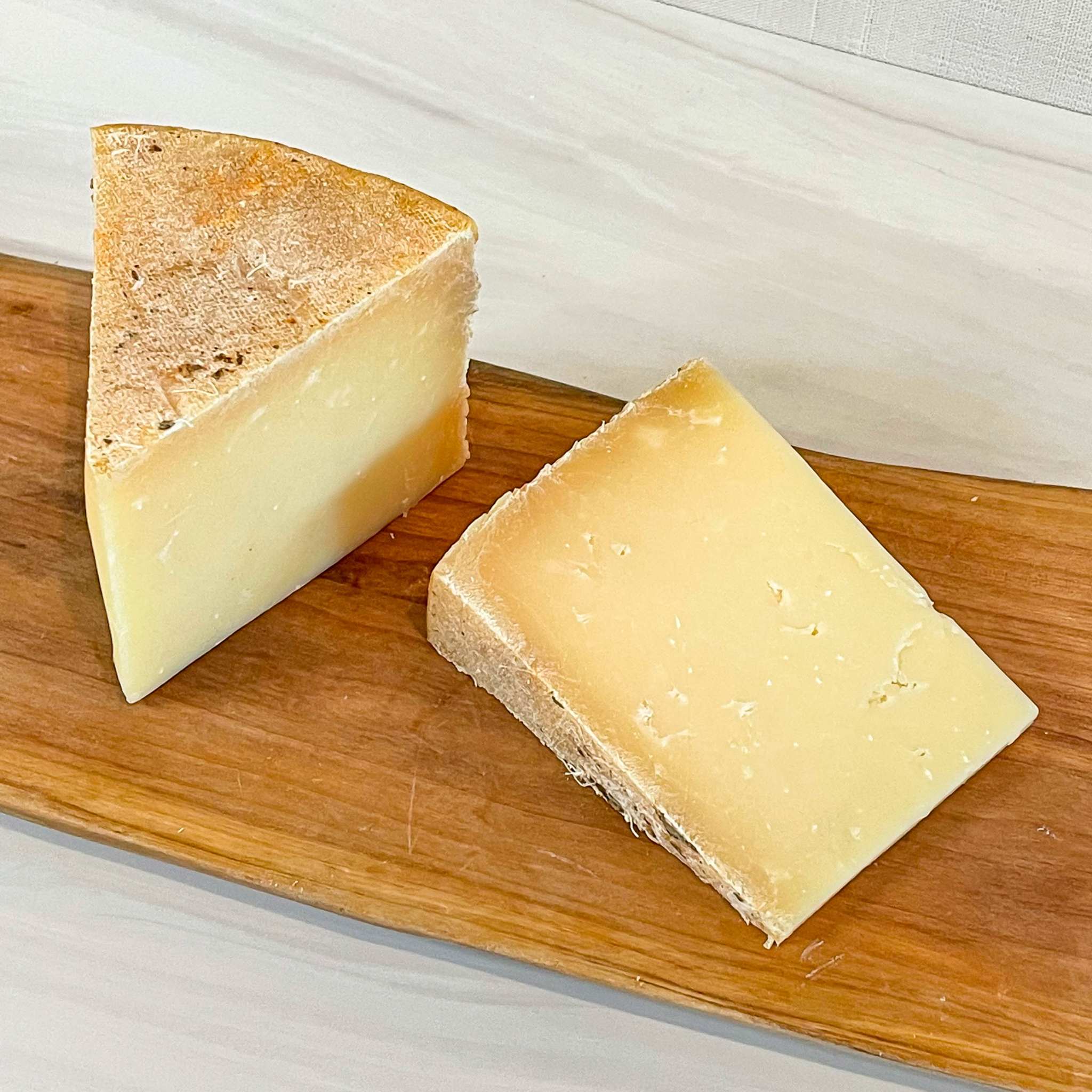 FLORY'S TRUCKLE / Homestead Creamery / Missouri / Raw Cow / Firm ...